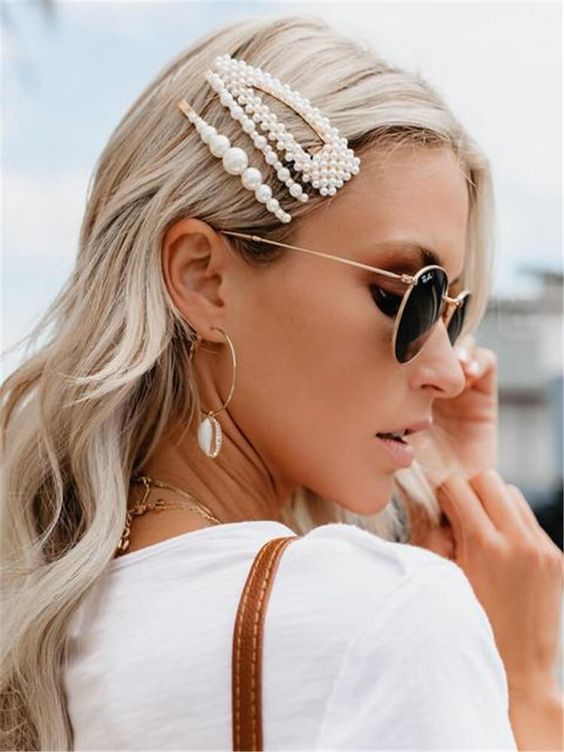 THE TREND: HAIR CLIPS - Miss Rich