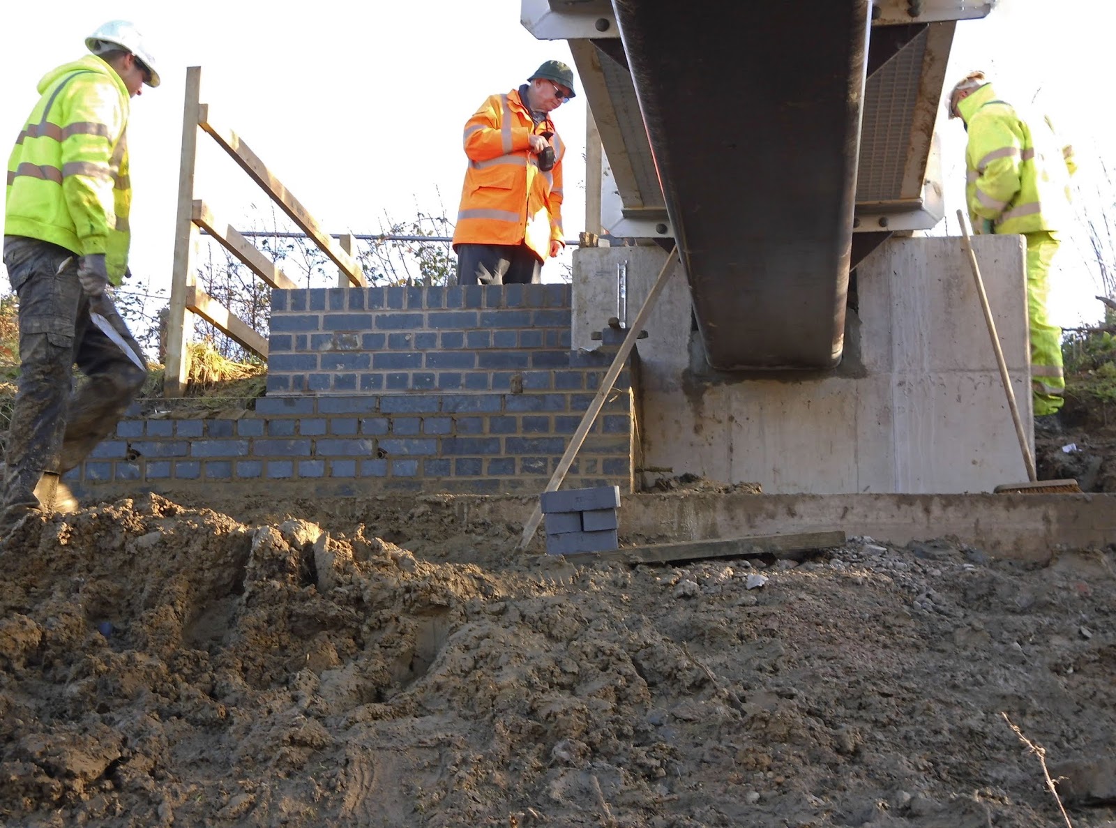 Civil Engineering Blog: Fitting hand rails.