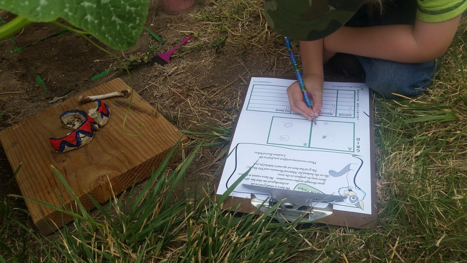 Glimmercat Education: Staging an Archaeological Dig