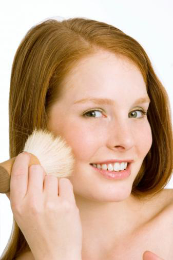 Make up to highlight cheekbones ~ Makeup Care Daily