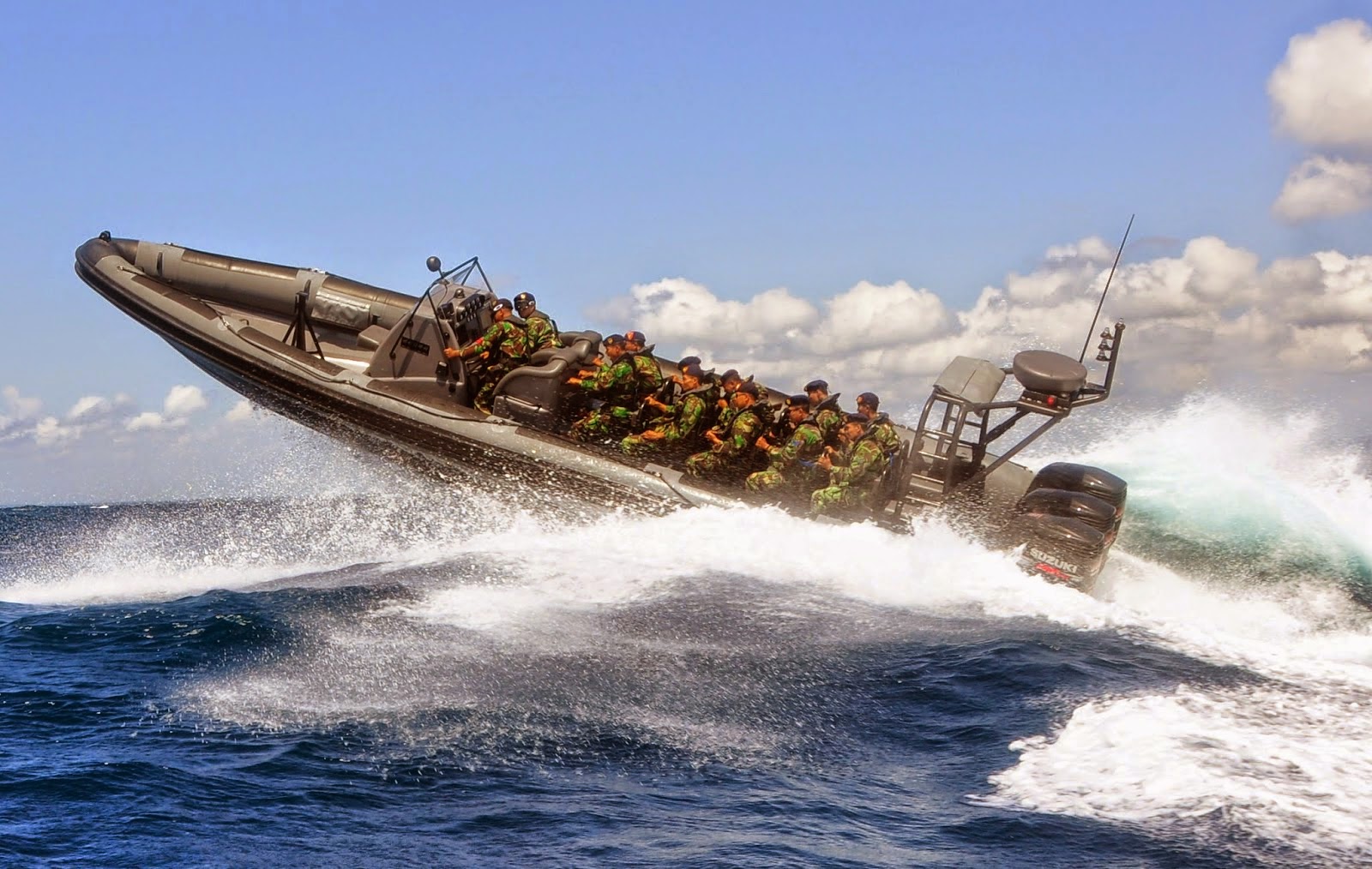 Navy Paskal Fan Blog: TLDM tambah aset di timur Sabah