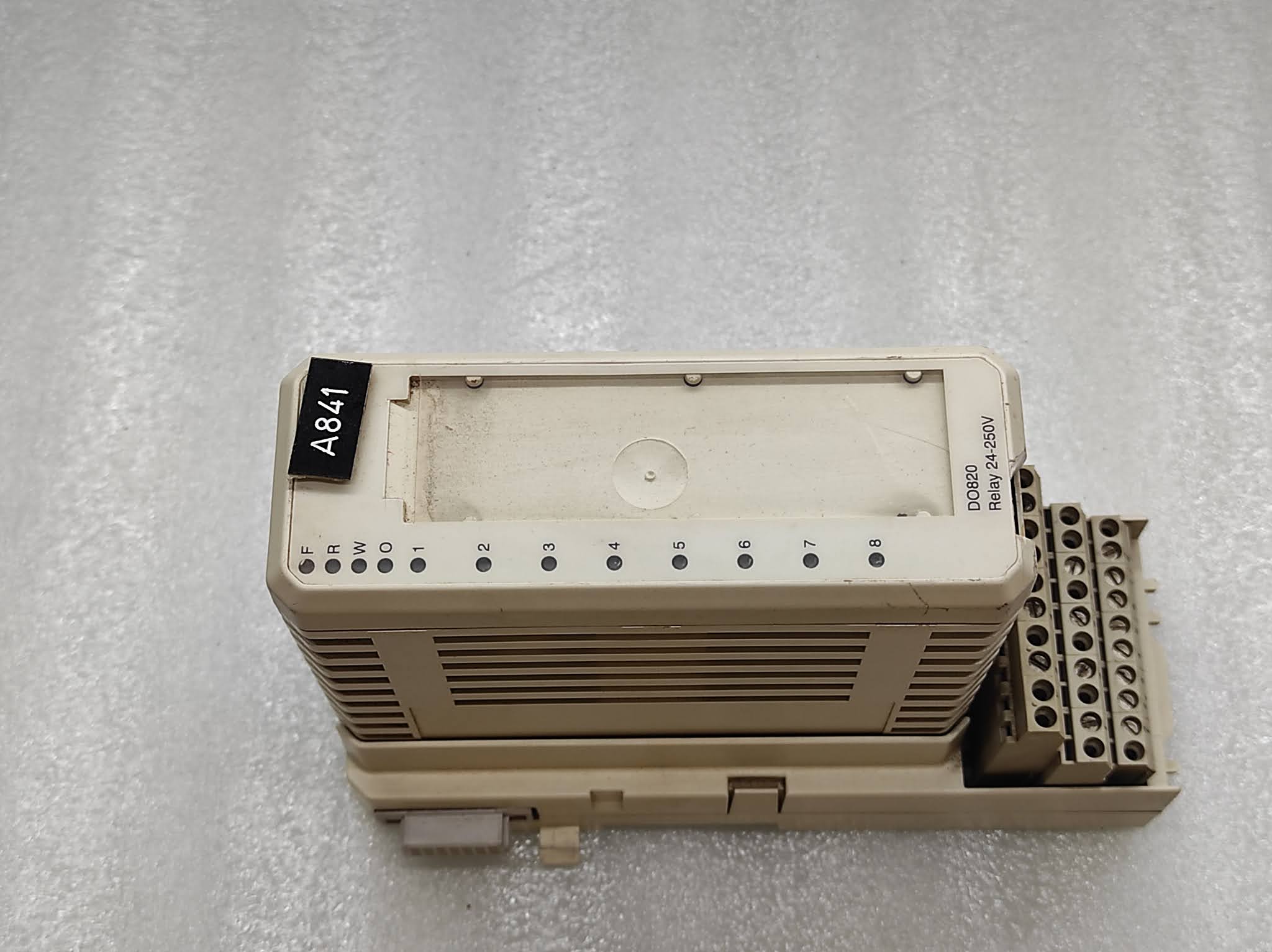 ABB DO820 3BSE008514R1 DIGITAL OUTPUT MODULE TU810V1 3BSE013230R1 TERMINAL UNIT