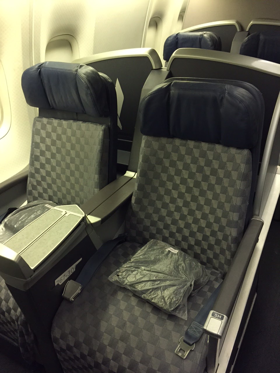 American Airlines 767-300 First Class Review/San Antonio August 2015 ...