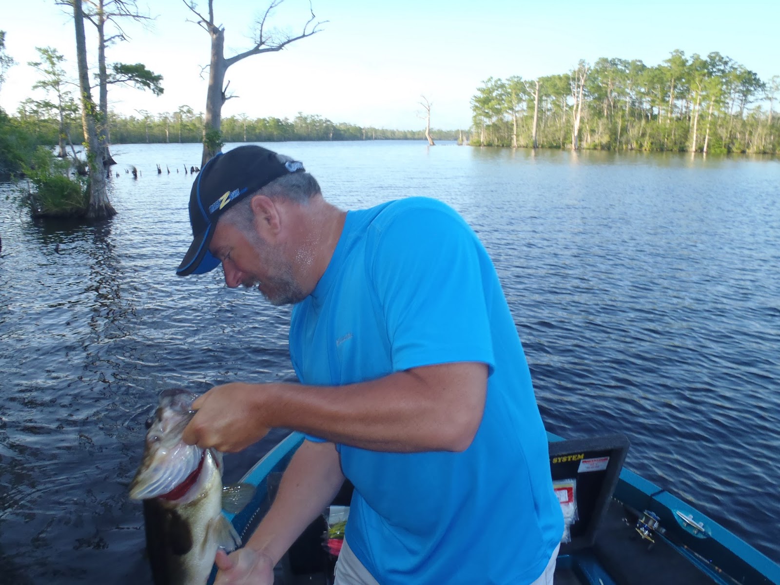 Backwateradventures: Outer Banks Bass Fishing