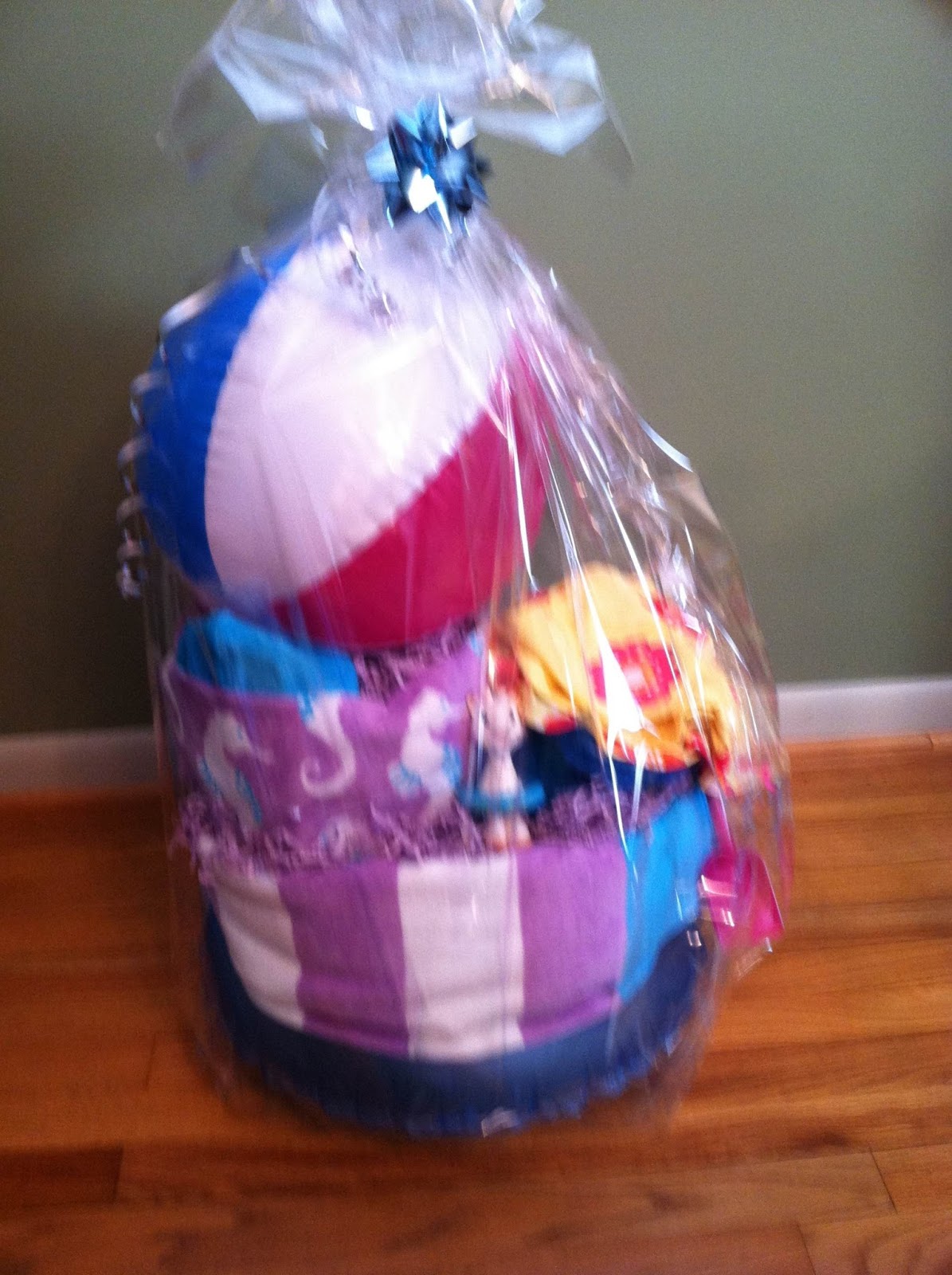 Dodgeballs2Diapers: Beach Diaper Cake
