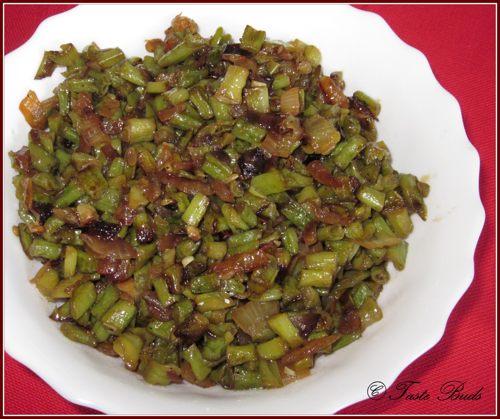 Taste Buds: Borboti bhaja (Fried yardlong beans)