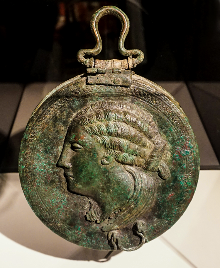 Gods and Foolish Grandeur: Reflections in bronze - Greek box mirrors ...