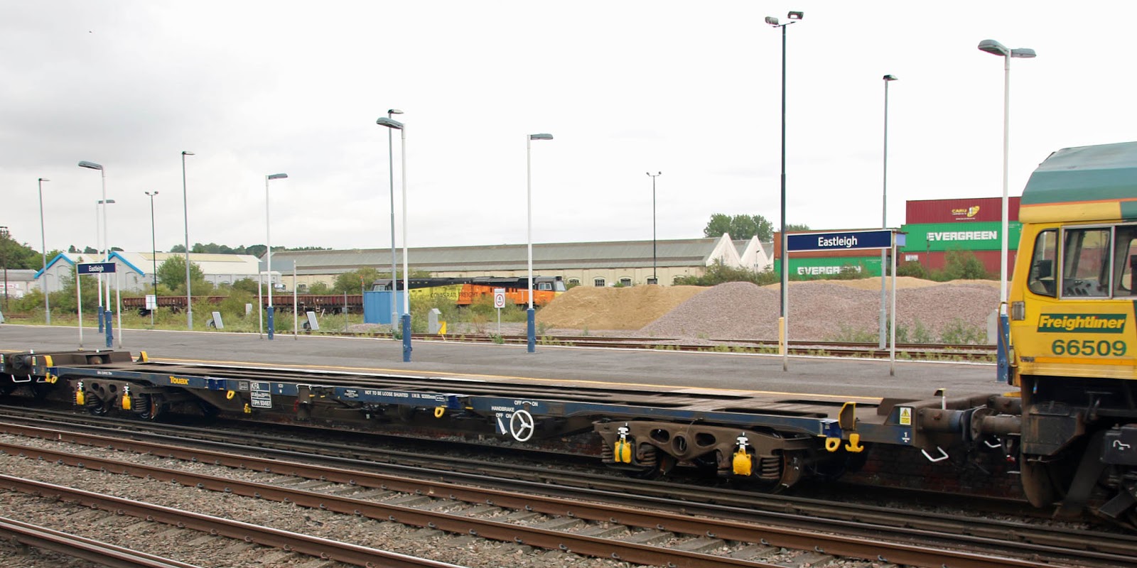 47s and other Classic Power at Southampton: KFA wagon works activity ...