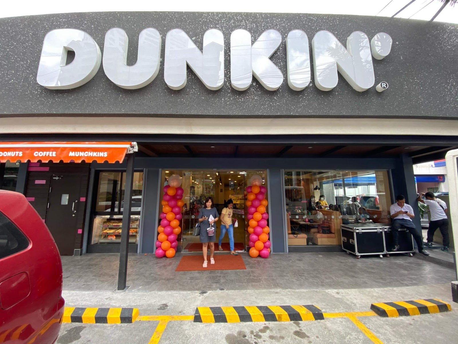 Lemon GreenTea: Experience Dunkin' upgraded 360 design and enjoy great ...