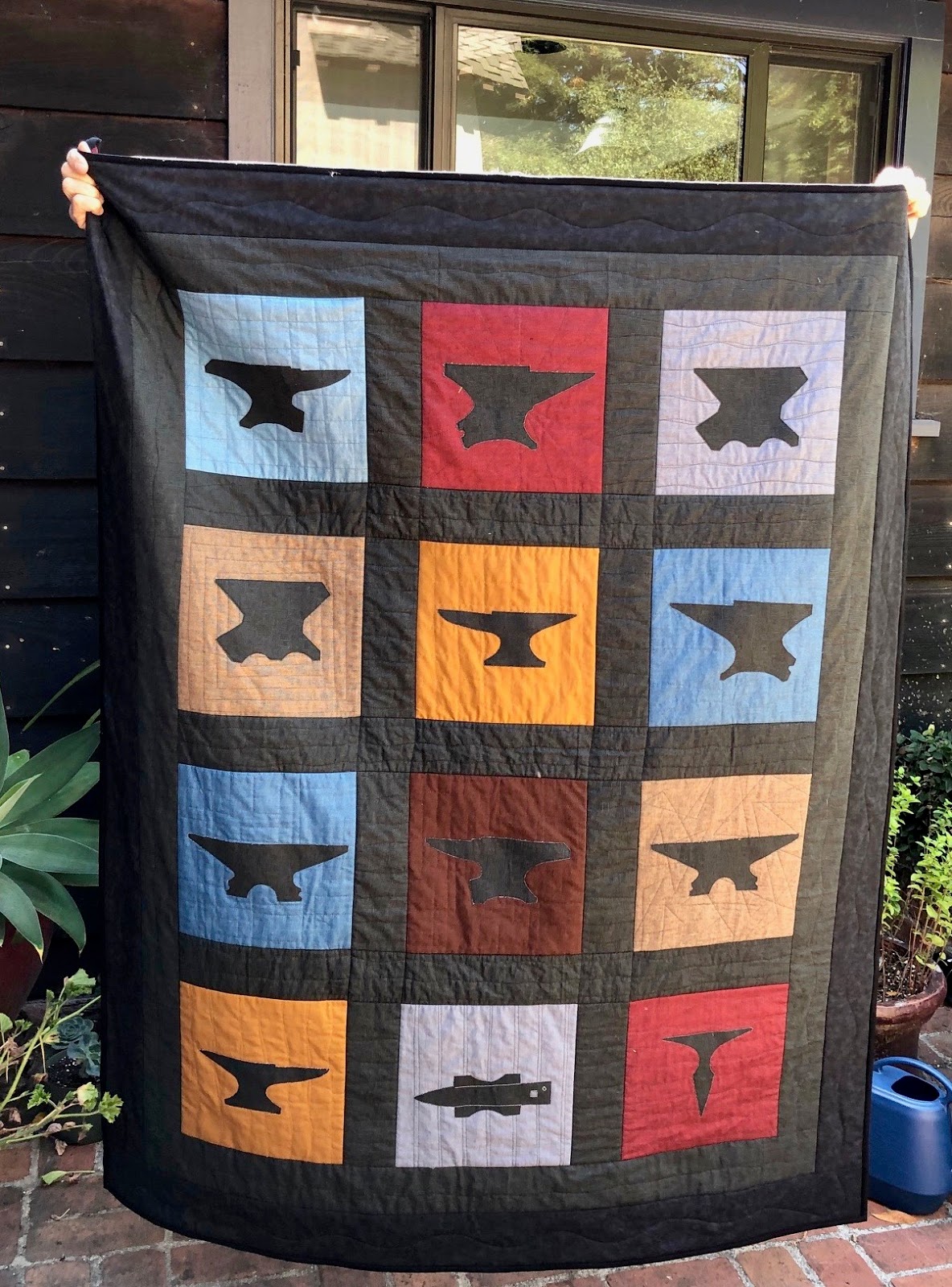 Sewing in Surf City: Anvil Quilt Completed!