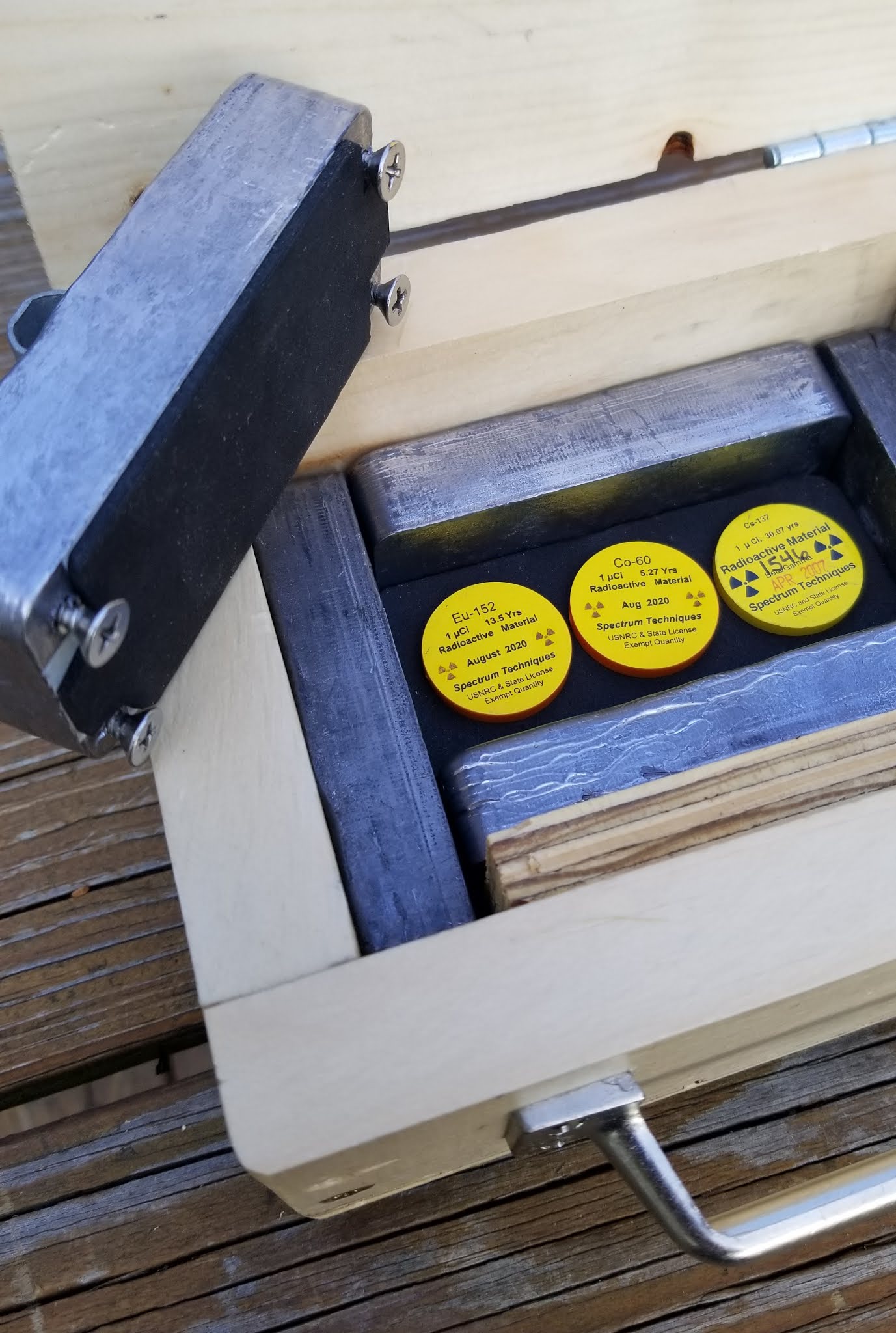 Disk source storage box - Gamma Spectrometry Forum