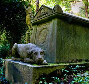 EL JUEGO DE LA TABA: Epitafio de Lord Byron para su perro