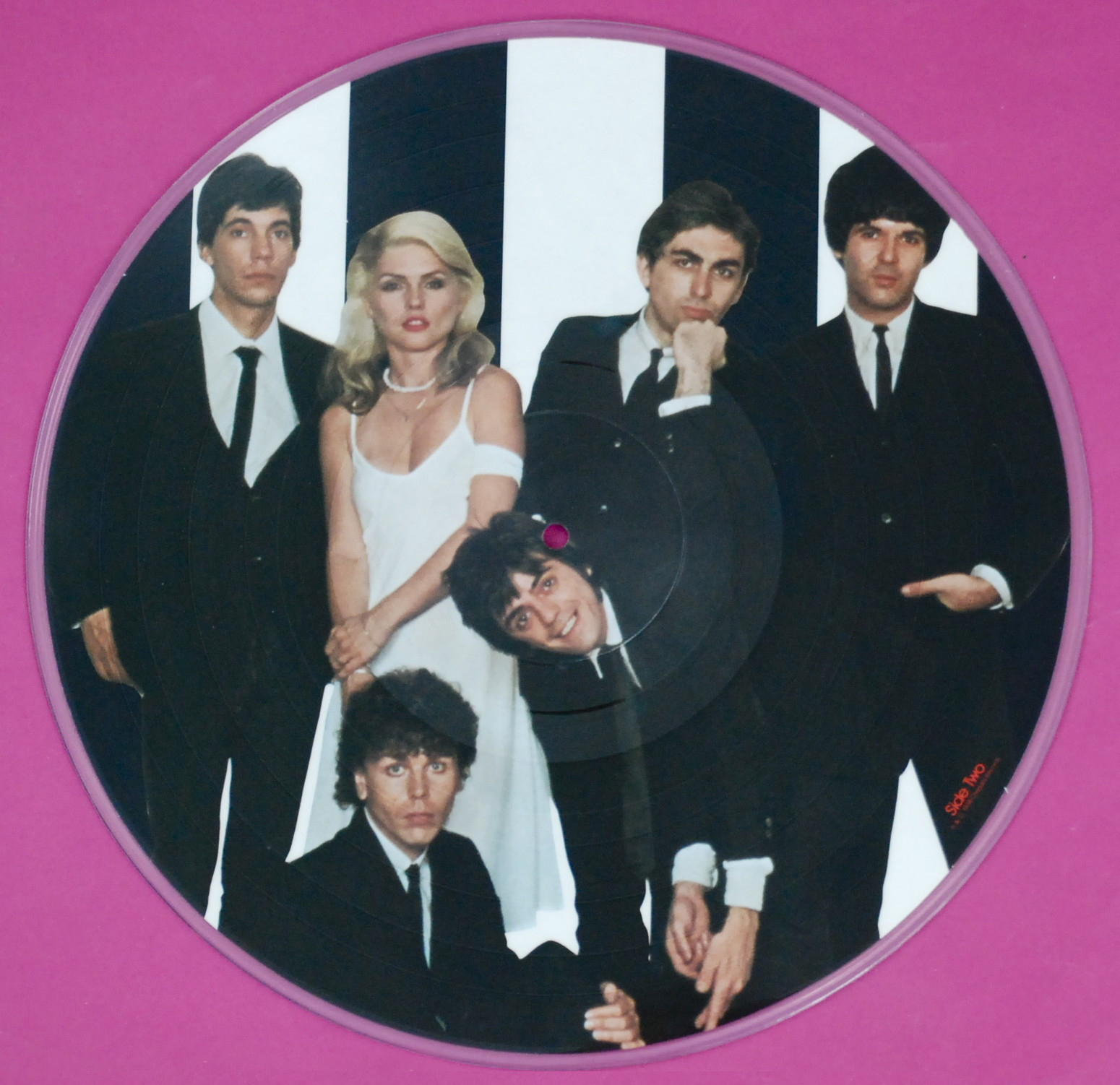 ALBUM COVERS GALORE: Blondie – Parallel Lines (1978) – Blondie is a group