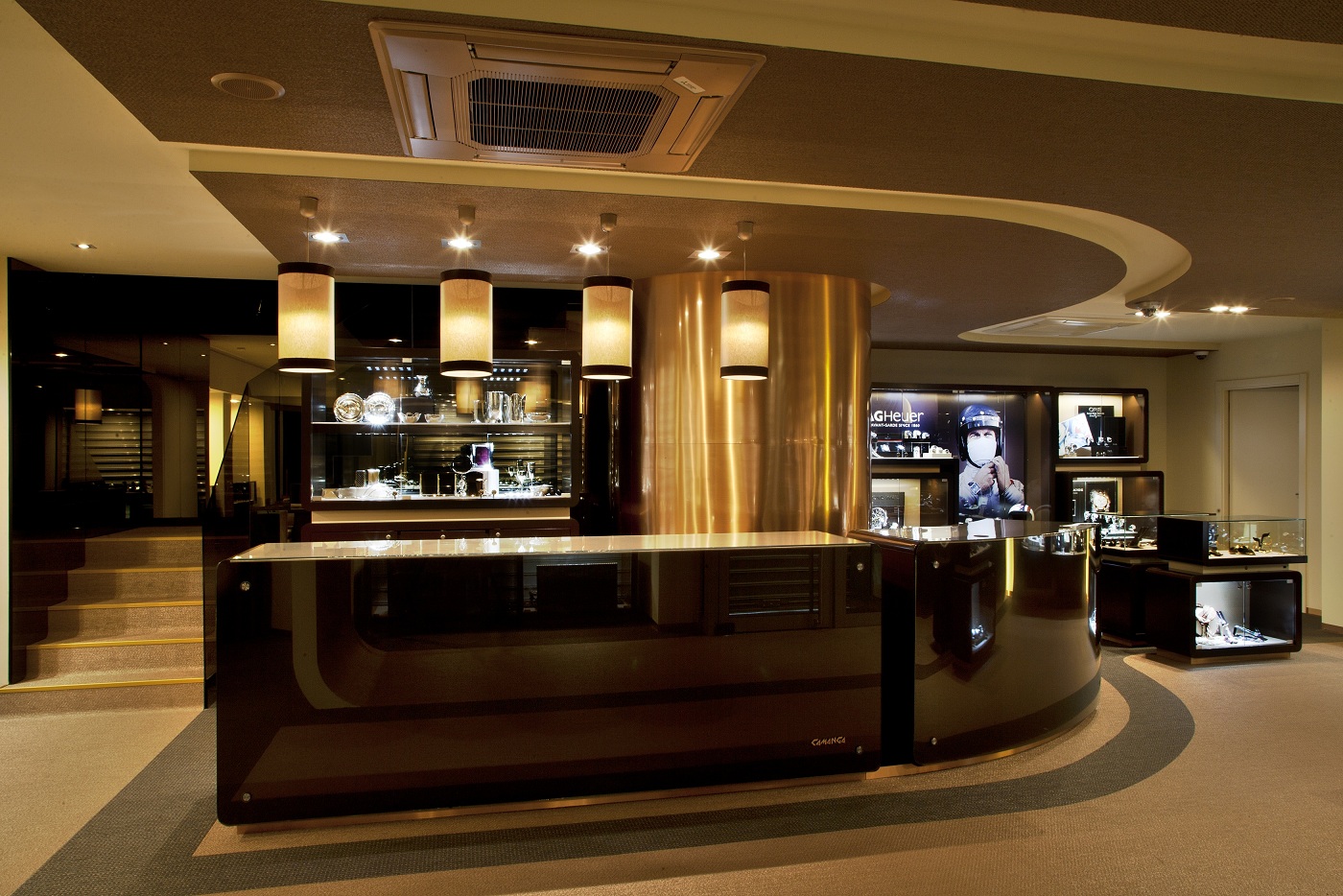 Estação Cronográfica: Relojoaria e ourivesaria Camanga inaugura ...