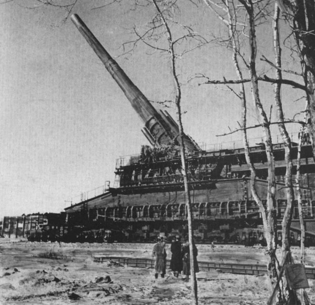 Historical Photos of Nazi Gustav Gun, the Largest Gun Ever Built ...