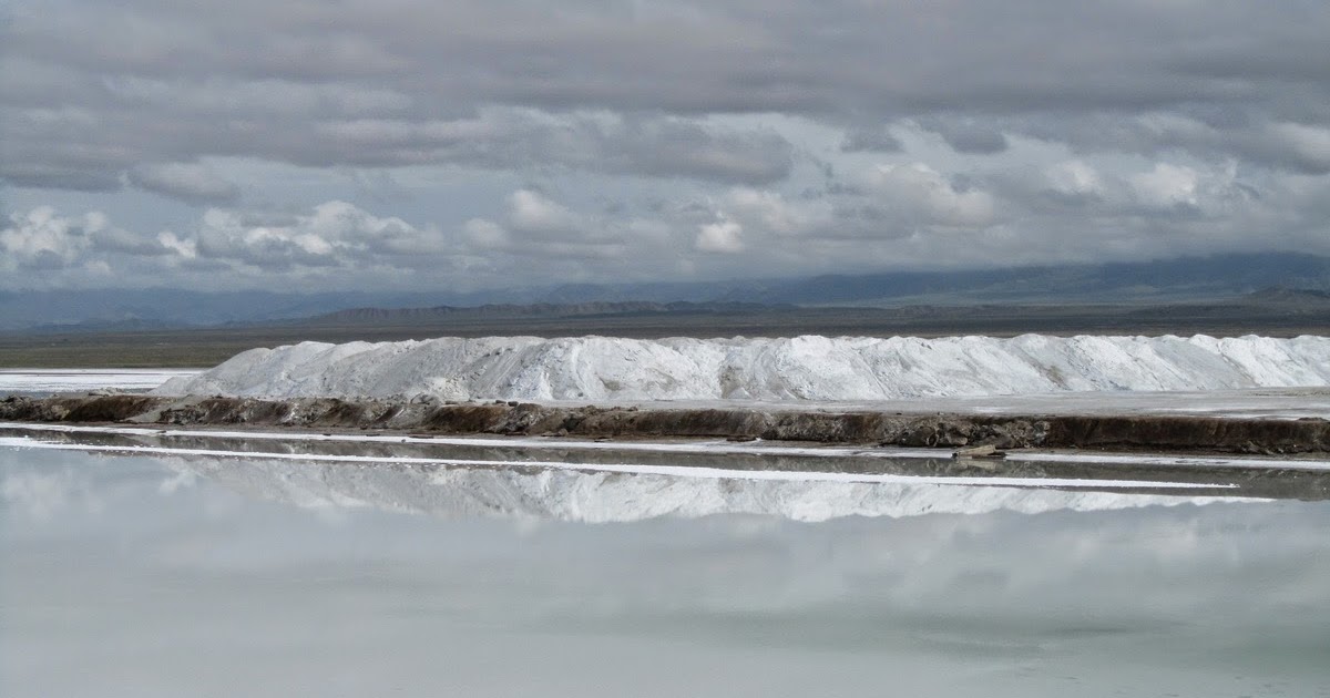 Chaka Salt Lake – Reflective Surfaces | China Tours Online Blog