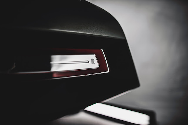 Here’s a Closer Look at the Insane Rolls-Royce 103EX Concept...*