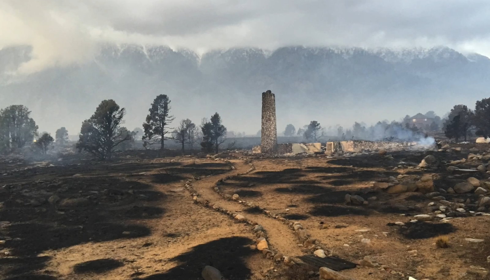 MEC&F Expert Engineers : WIND-DRIVEN WILDFIRE DESTROYS 40 HOMES, BURNS ...