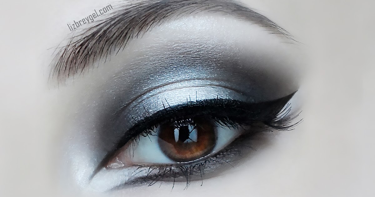 Glitter Silver Smokey Eye