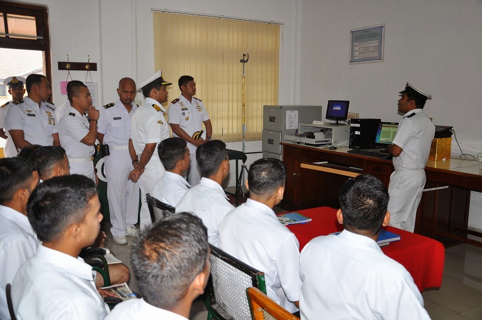 SATGAS MARITIM TNI KONGA XXVIII-F / KRI FRANS KAISIEPO - 368 : PERWIRA ...