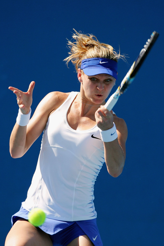 WTA TENNIS COMENTADA POR JAVIER: SAFAROVA LUCHA Y TRIUNFA ANTE HERCOG ...