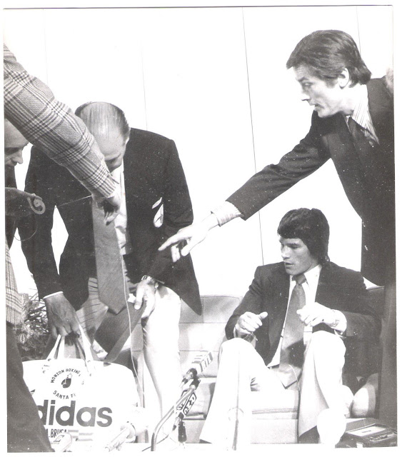 ALAIN DELON: AMISTAD CON CARLOS MONZÓN