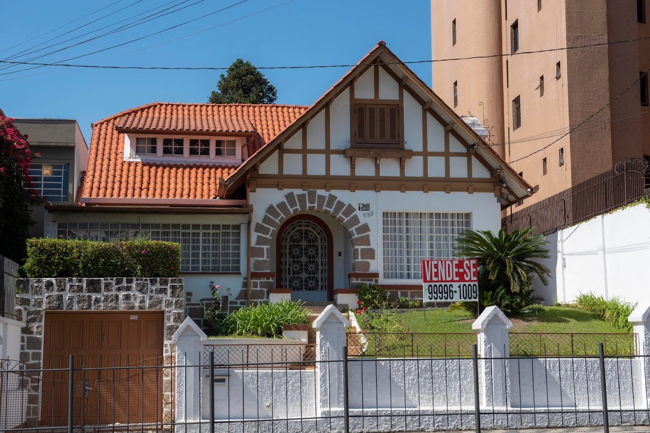 A Arquitetura Modernista de Curitiba - Jaime Wassermann
