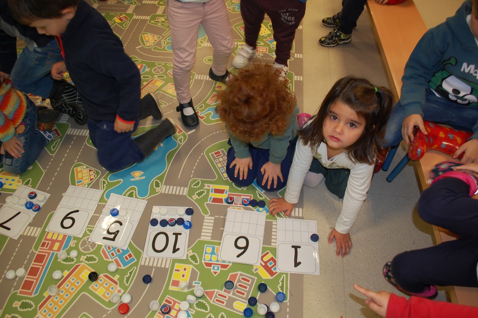 AULA INFANTIL : Jugando con los números