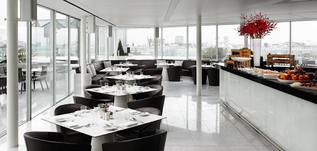 Radio Rooftop Bar "Me" Hotel London | Norman Foster - Ministerio de diseño