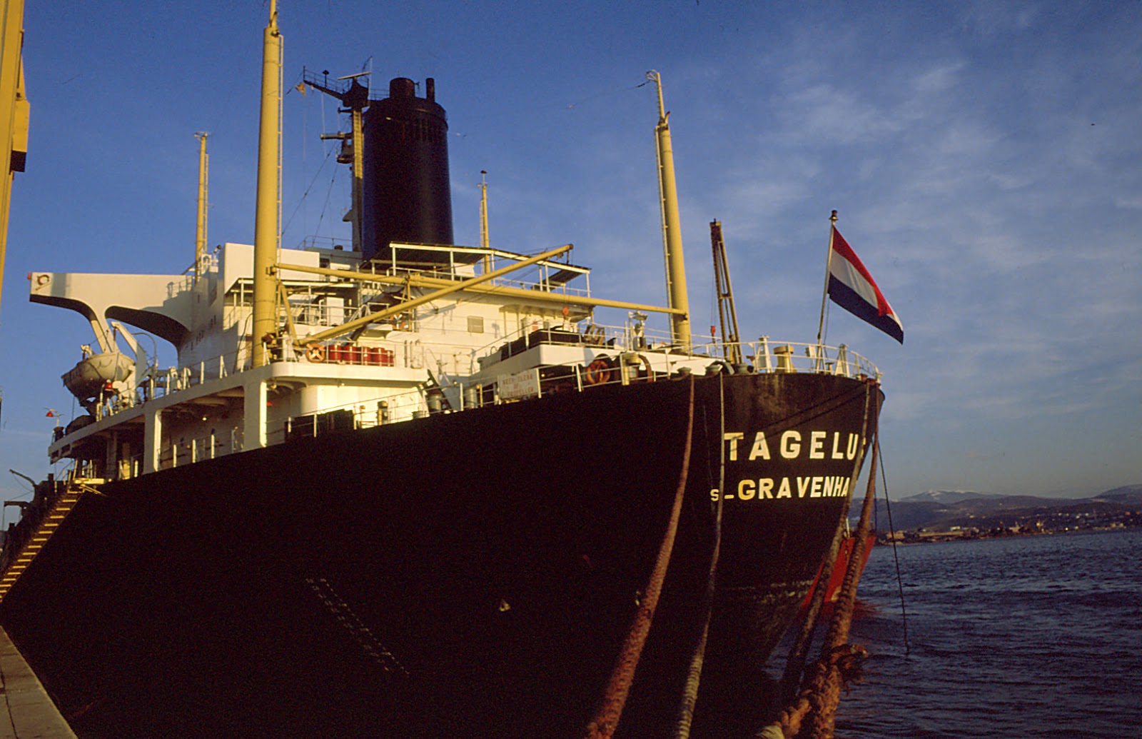 'ZIEN EN WETEN': TAGELUS M.S. SHELL TANKERS B.V. (DEEL 2)