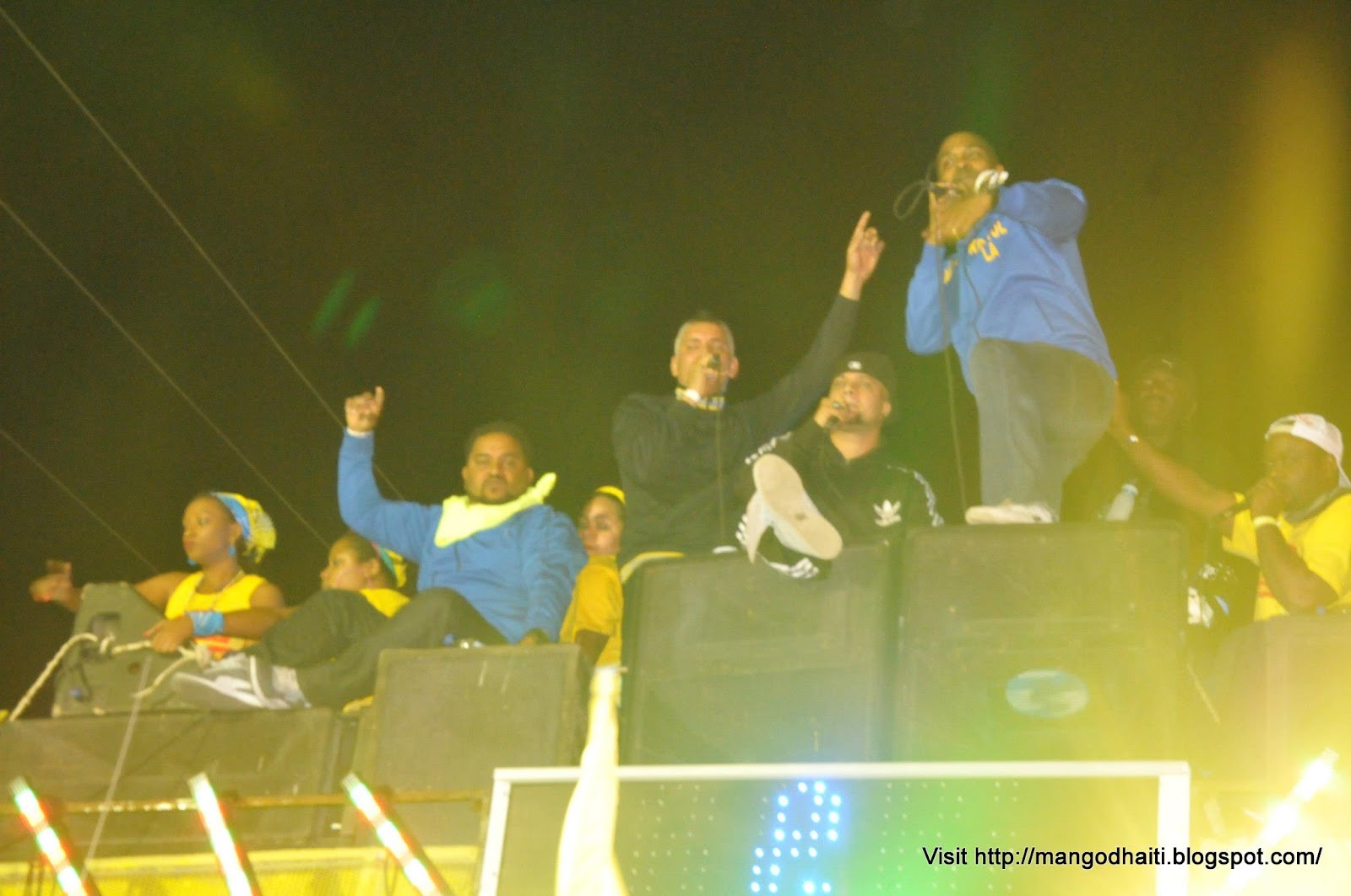 Anba Kod-CARNAVAL 2013(CAP HAITIEN)-DG GODSON ORELUS EN ACTION.