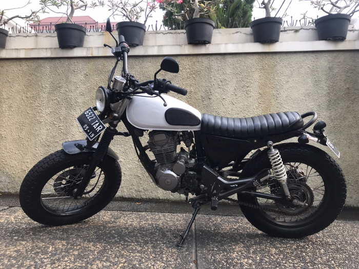 Tampil Elegen, 10 Foto Modifikasi Honda GL-PRO - Informasi Dunia Motor