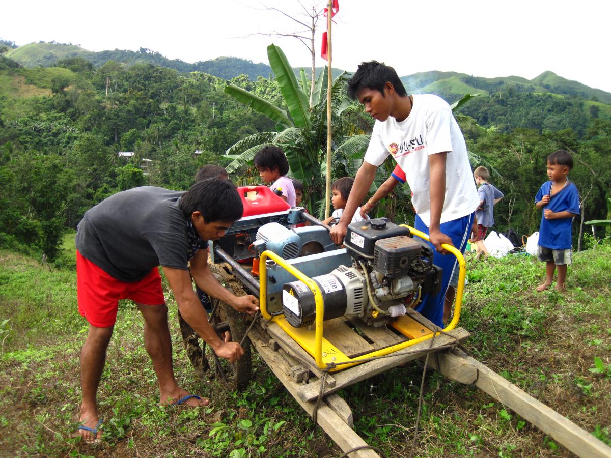 tribal trekker: The Language Barrier - the Ga-dang (and peanut coffee)