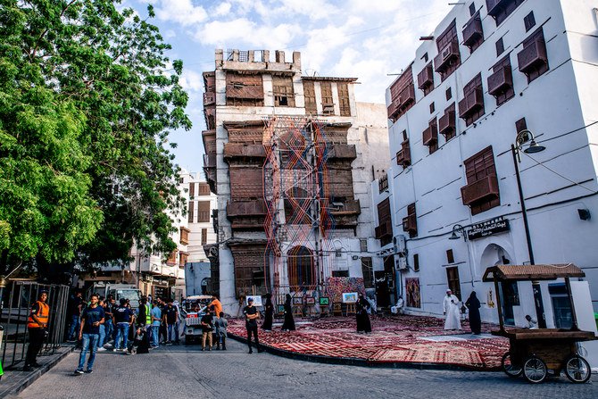 Explore Historic Al-Balad District in Jeddah