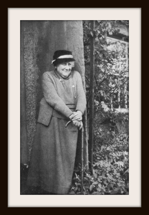 Relevant Tea Leaf: The Life of Beatrix Potter in Photos