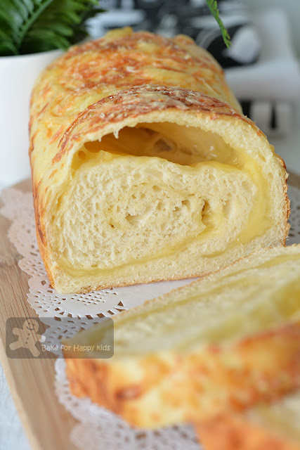 Like BreadTalk Soft White Cheesy Earthquake Bread - Recipe One - Resep ...
