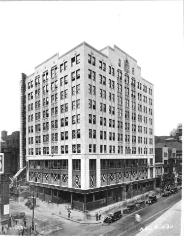 Daytonian in Manhattan: The 1931 Art Deco Brill Building -- Tragedy and ...