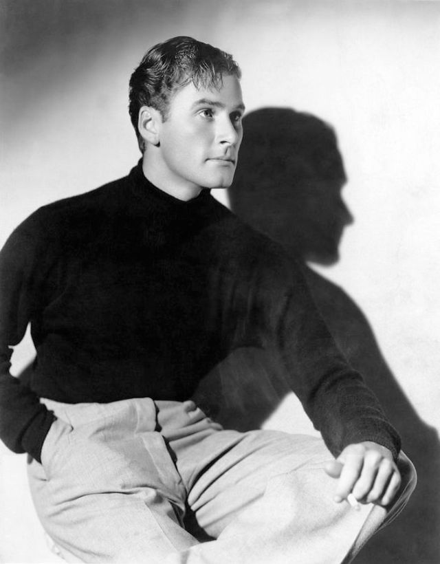 40 Handsome Portrait Photos of Errol Flynn in the 1930s and ’40s ...