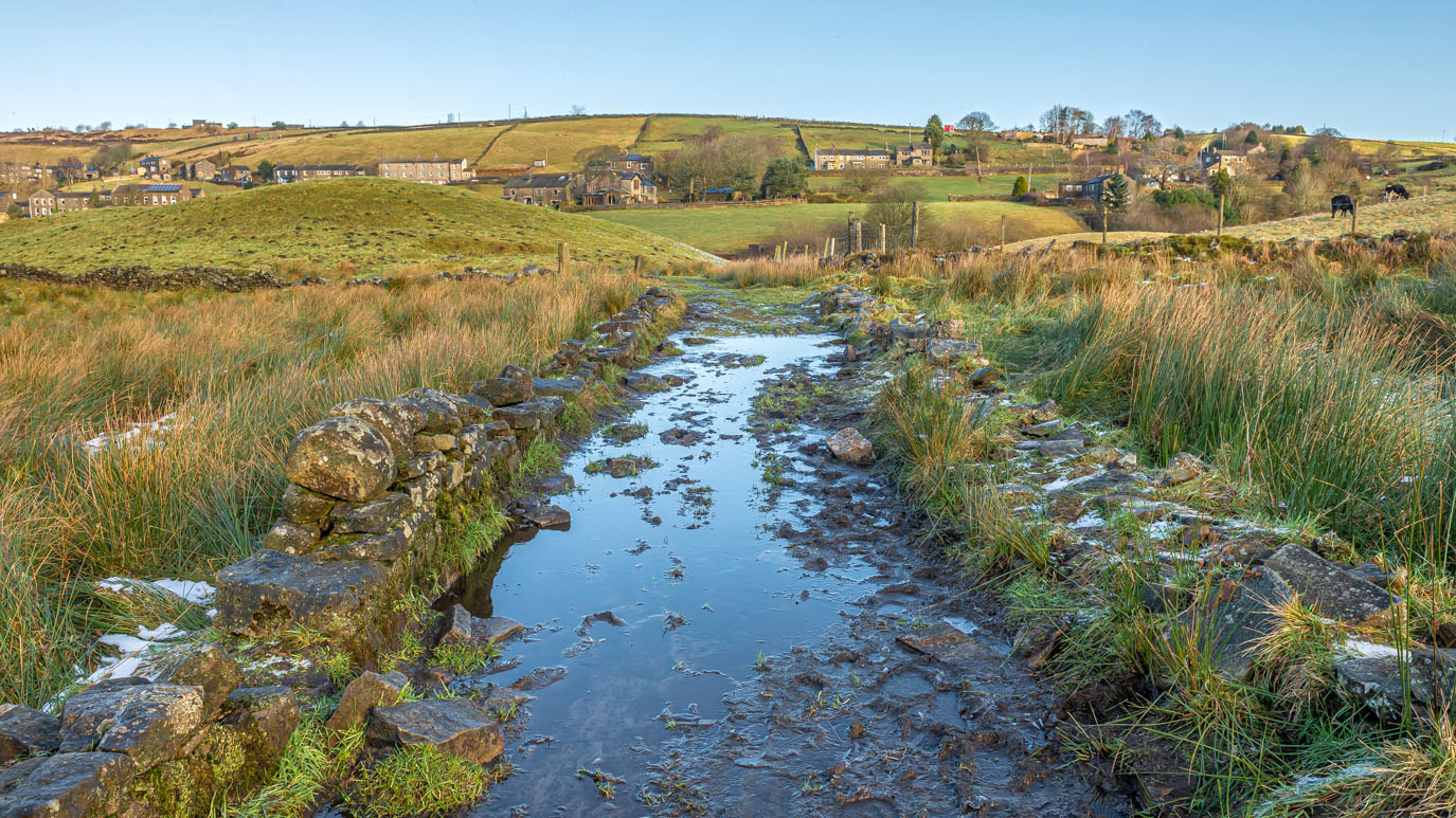 Last Of The Summer Pies: 2 Mile Circular Walk - Oxenhope | Leeming ...