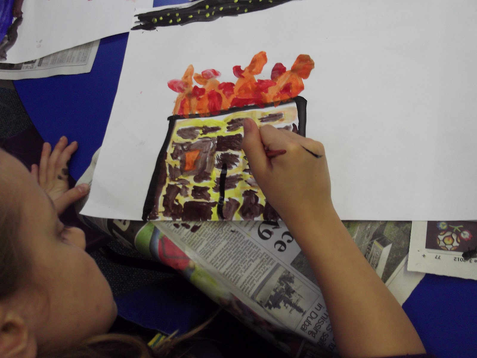 Year 2 Blog spot: Fantastic Fire of London Art!
