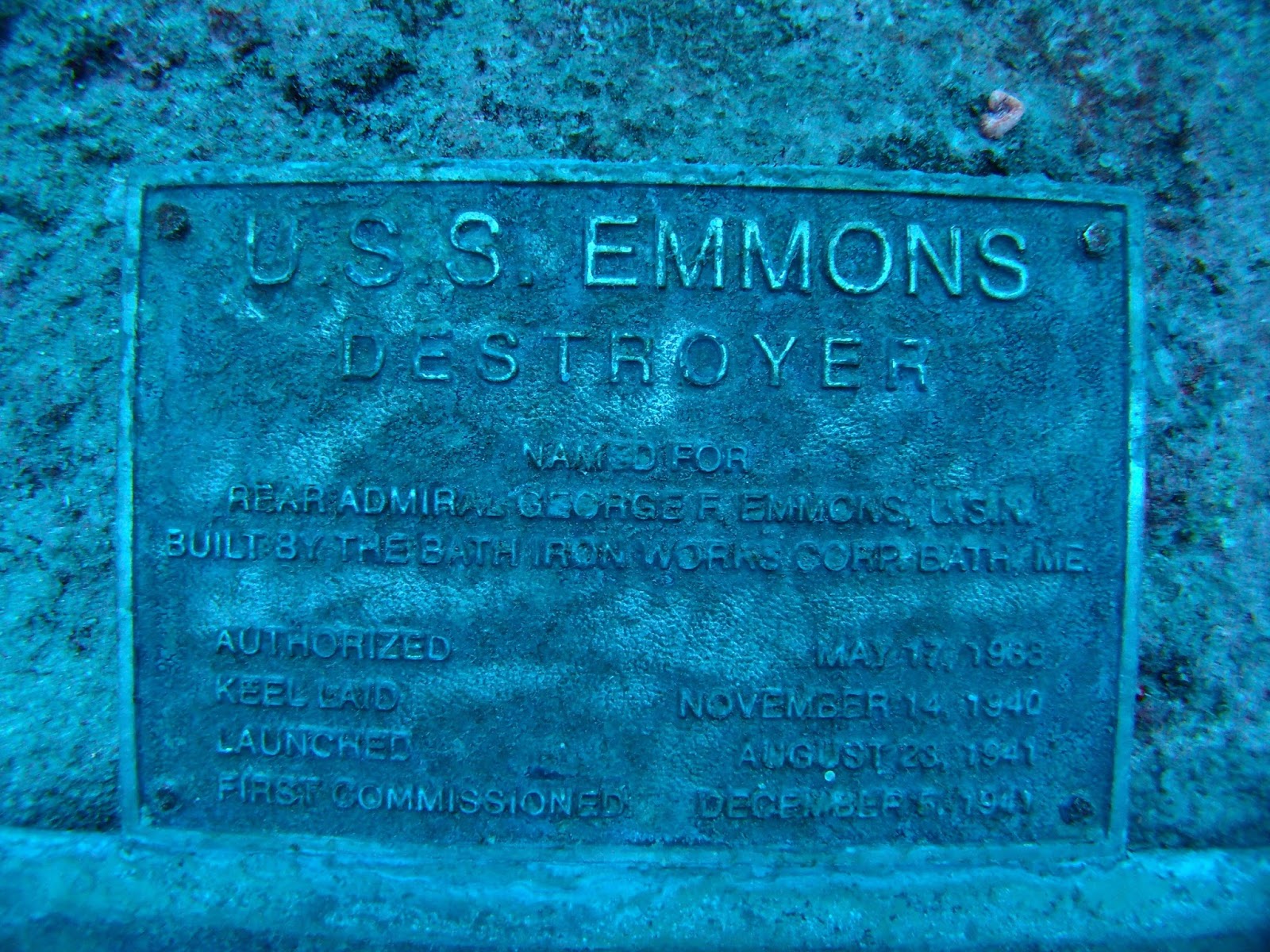 OKINAWA 39ers Dive Log: Deep Wreck "USS Emmons"