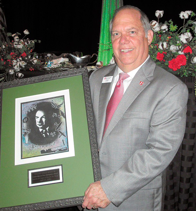 THE ARKANSAS LEADER: TOP STORY >> Pat Wilson given enterprise award