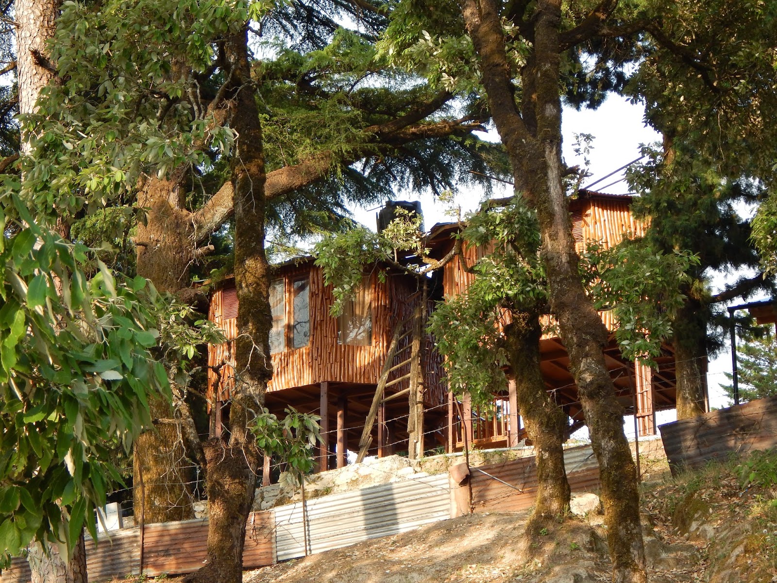 Being Nomadic...: Lansdowne – A road less travelled