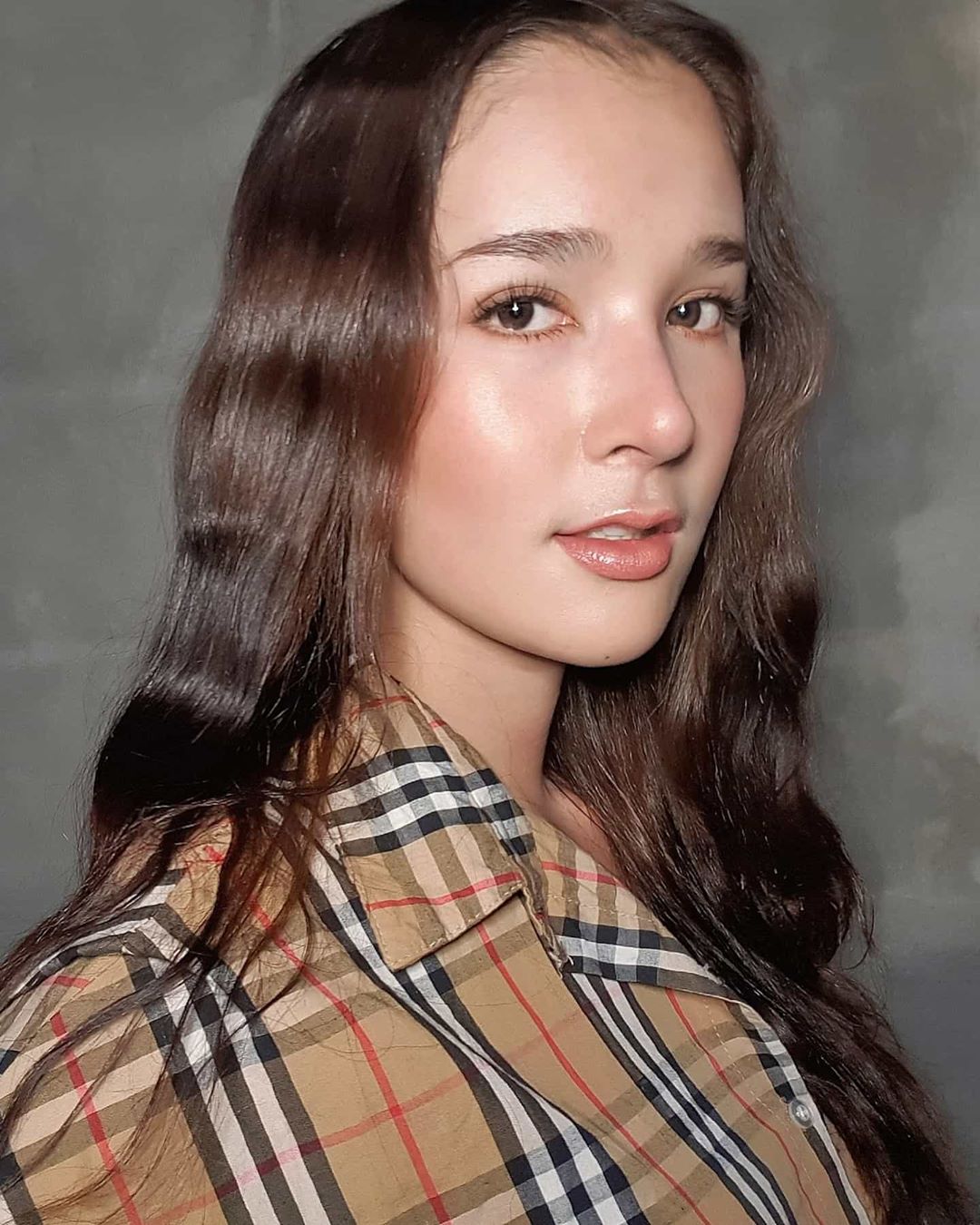 Benz Thipsuda – Most Beautiful Thai Trans Model - TG Beauty