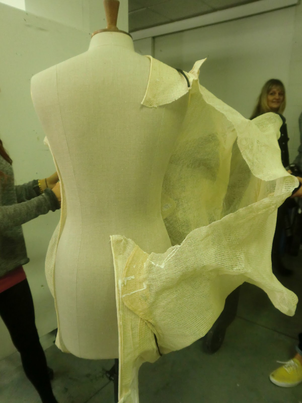 U1126009exlpore_creativity...!x: Glue & Cloth Experiment...!