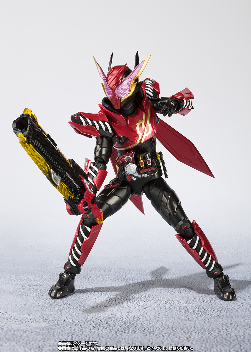 S.H. FiguArts Kamen Rider Build Rabbit Rabbit Form - JEFusion