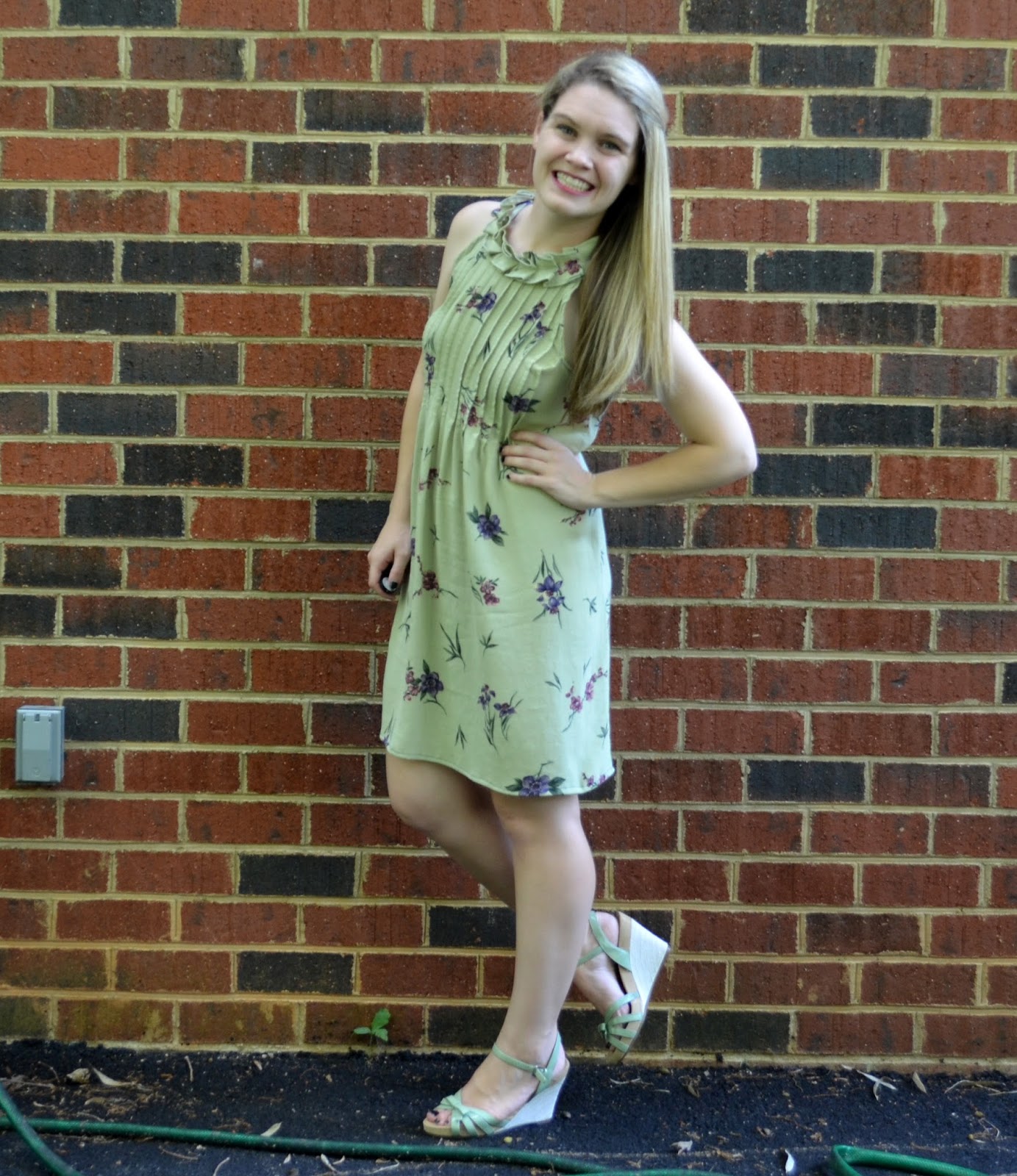 Refashion Co-op: Normal Dress to Ruffled Bliss