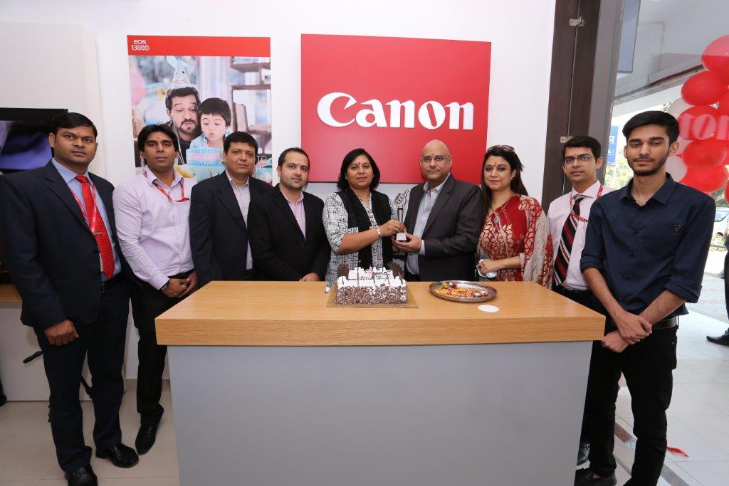 Tricitynewsonline: Canon India Opens its Second Canon Image Square in ...