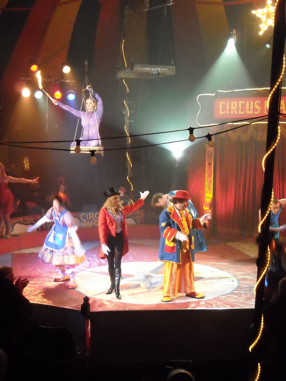 Circus Mania: Inside the BBC's Big Top with Amanda Holden