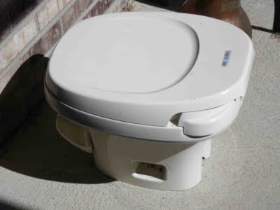 1994 Brave 29RQ RV: Our new toilet-Dometic Sealand Traveler 511H (low ...